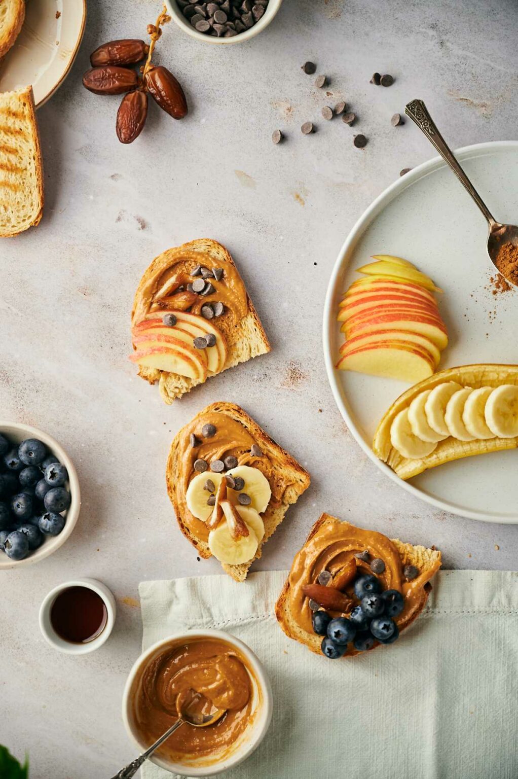 Peanut Butter Toast (and Topping Ideas!) – Nutriciously